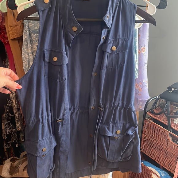 Maison Jules | Tops | Navy Blue Cargo Vest | Poshmark